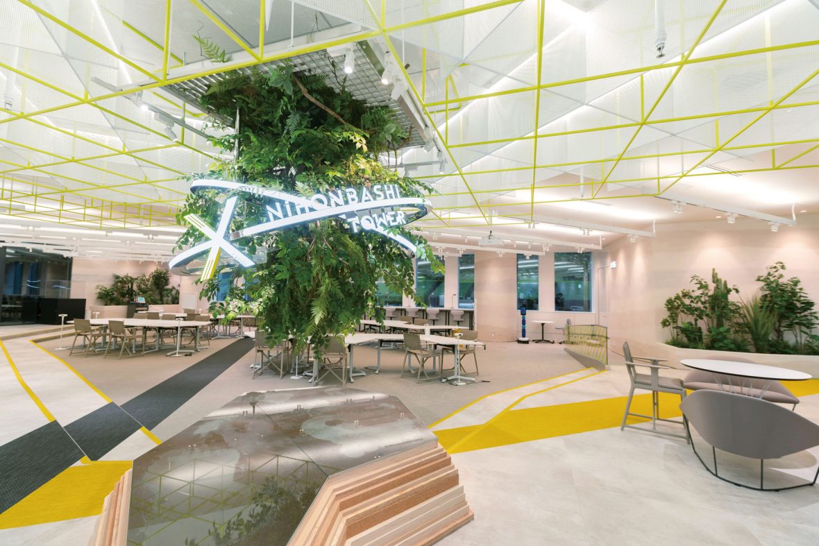 MIT Tech Review: 「X-NIHONBASHI」が地上で育む 宇宙ビジネスのイノベーション